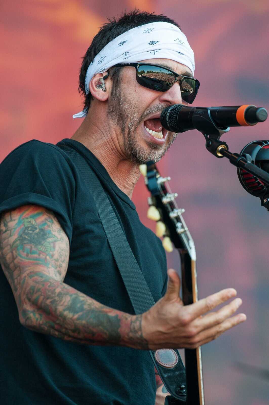 Godsmack Wallpapers (26 images) - WallpaperCat