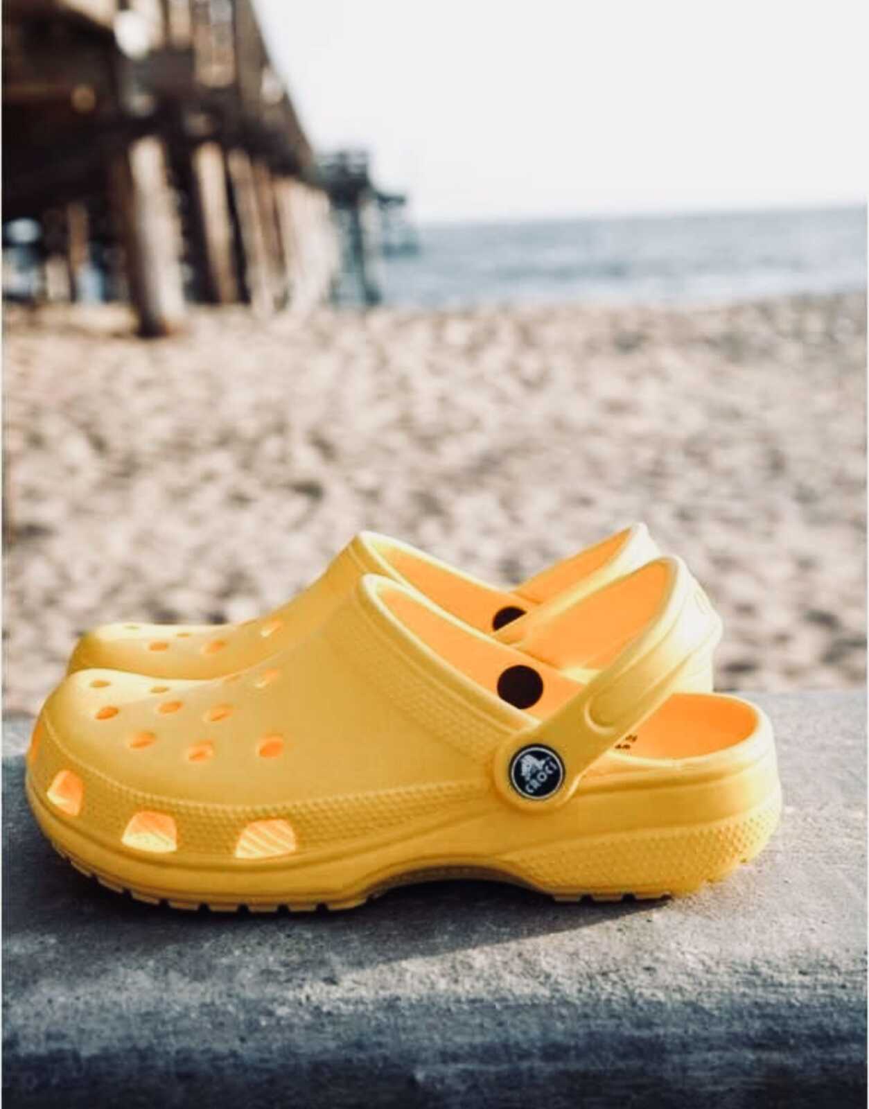 Crocs Wallpapers (28 images) - WallpaperCat