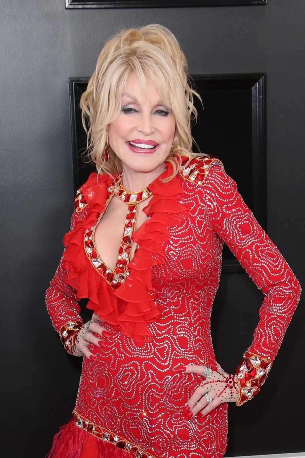 Dolly Parton Wallpapers (36 images) - WallpaperCat