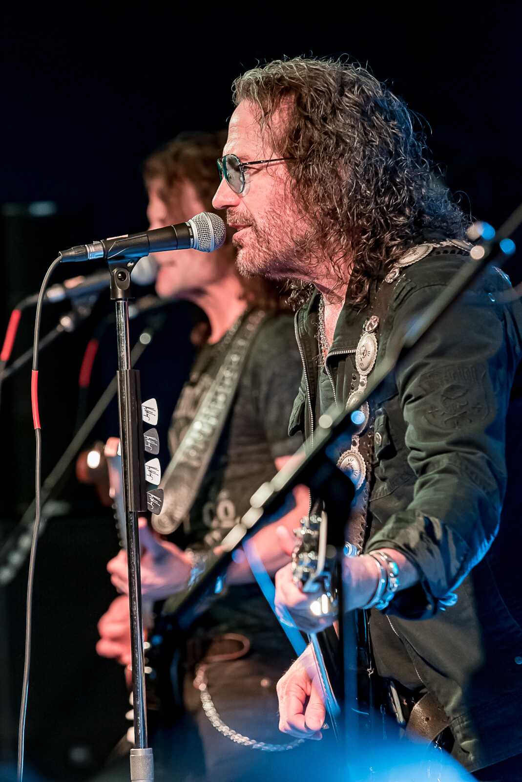 Winger (Band) Wallpapers (8 images) - WallpaperCat