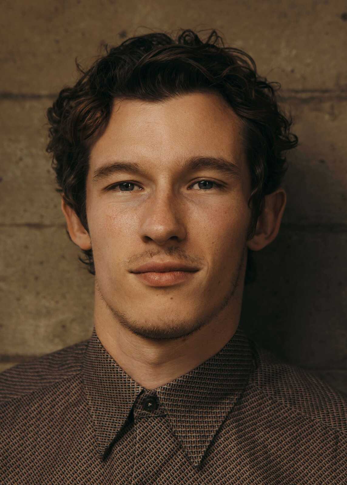 Callum Turner Wallpapers (20 images) - WallpaperCat