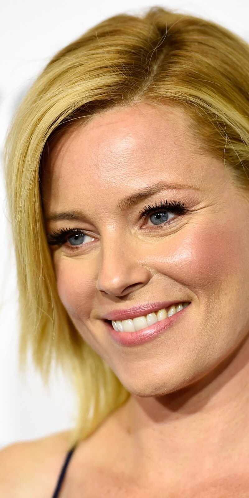 Elizabeth Banks Wallpapers (40 images) - WallpaperCat