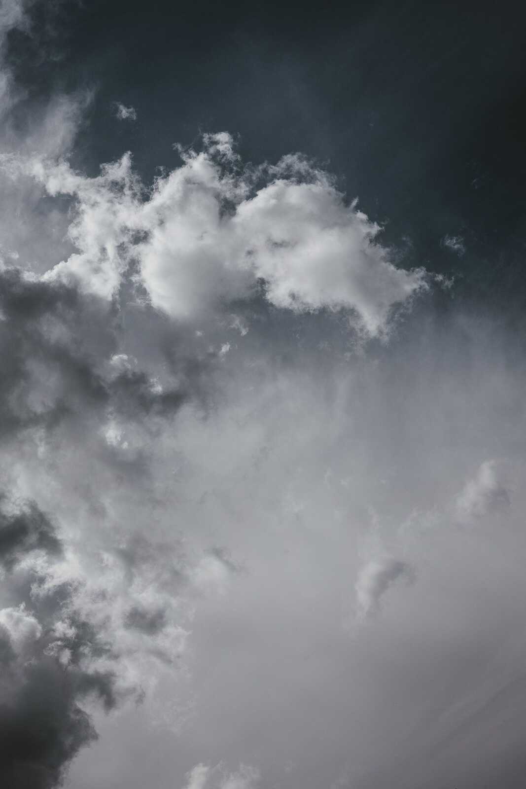 Gray Cloudy Sky Wallpapers (48 images) - WallpaperCat