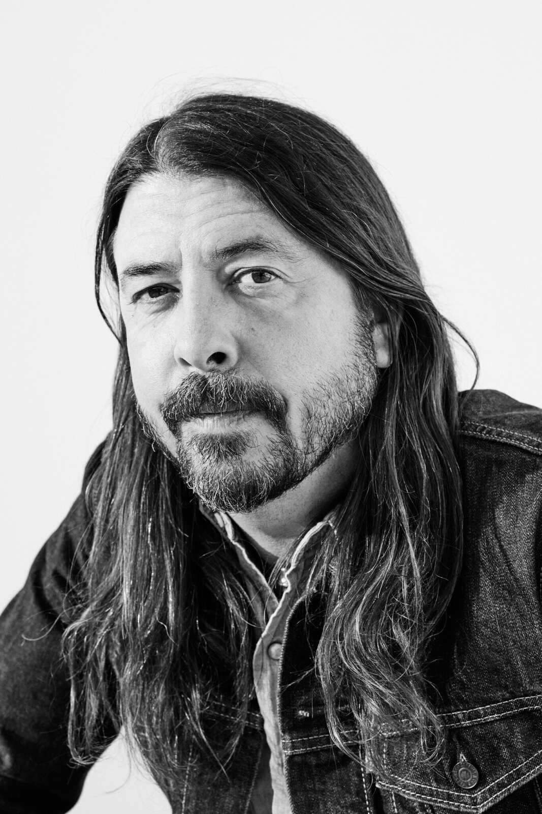Dave Grohl Wallpapers (29 images) - WallpaperCat