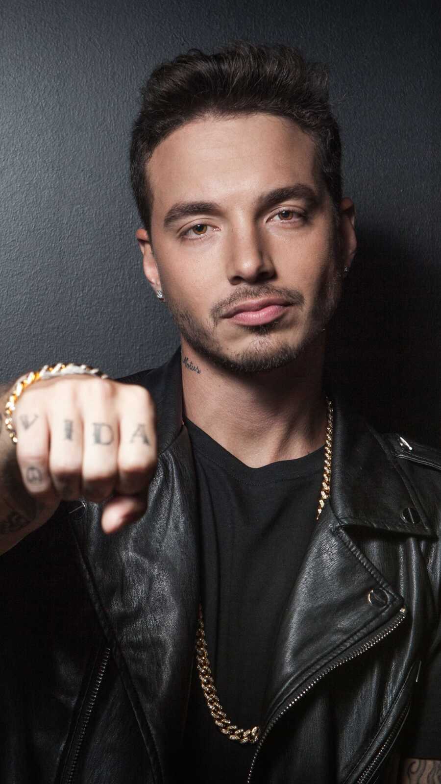 J. Balvin Wallpapers (39 images) - WallpaperCat