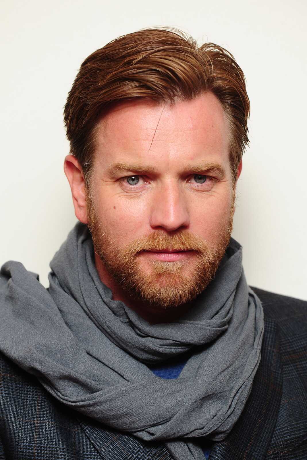 Ewan McGregor Wallpapers (32 images) - WallpaperCat