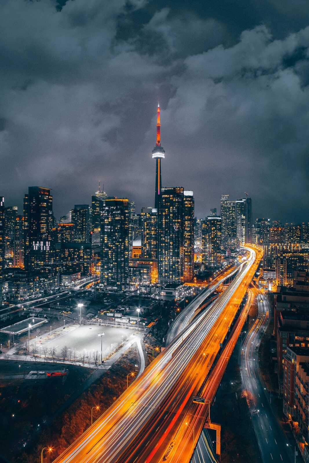 Toronto Skyline at Night Wallpapers (33 images) - WallpaperCat