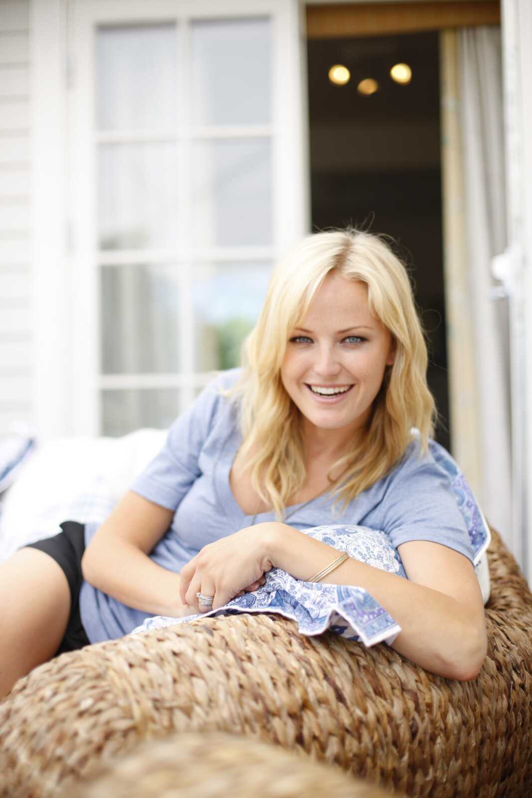 Malin Akerman Wallpapers (24 images) - WallpaperCat