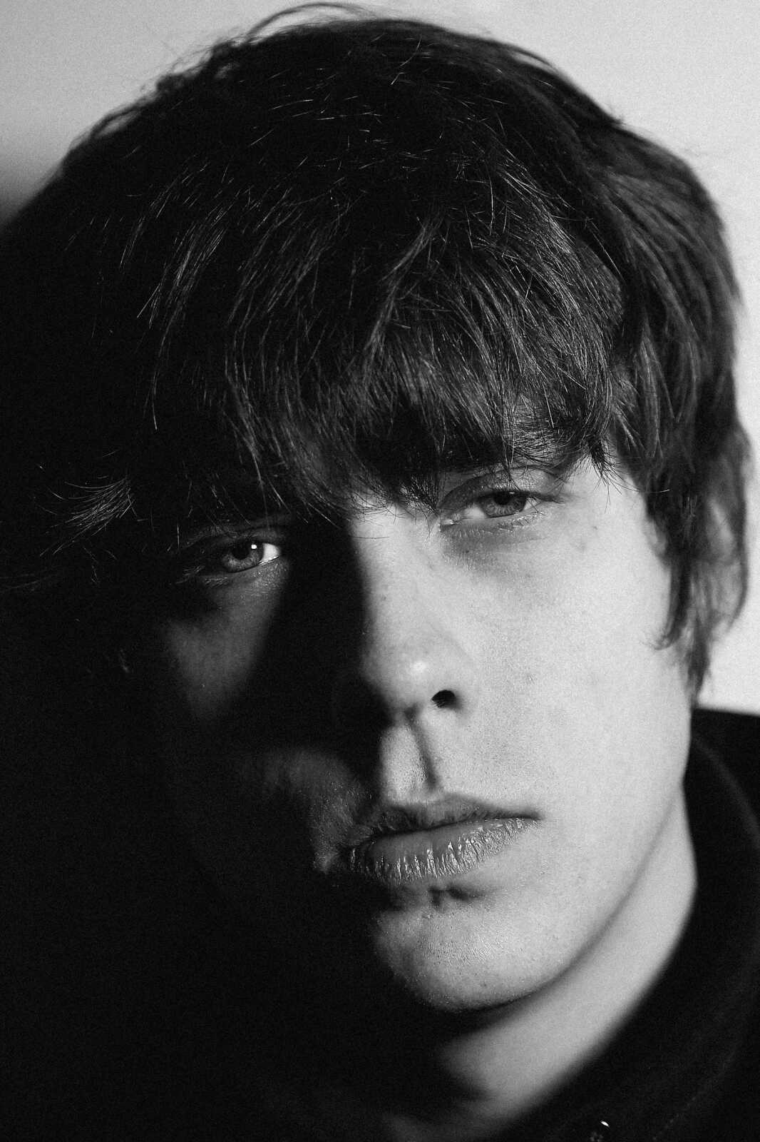 Jake Bugg Wallpapers (29 images) - WallpaperCat