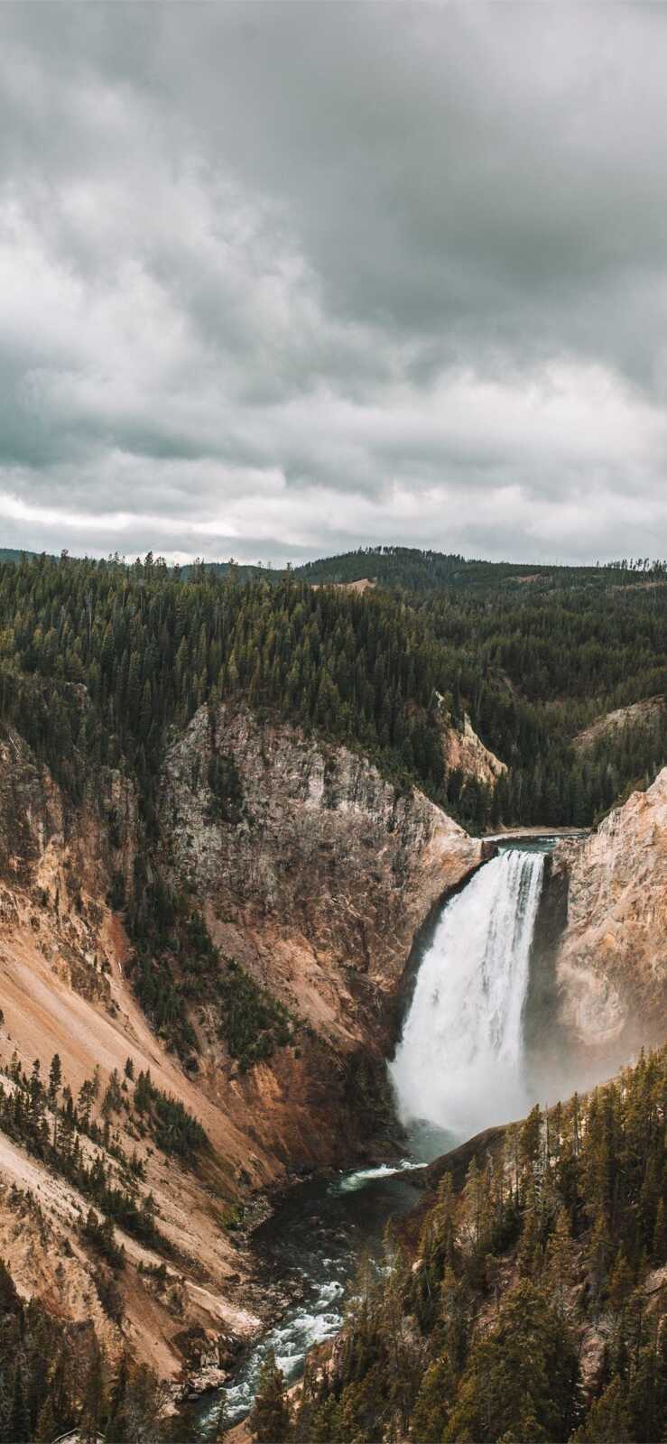 Yellowstone National Park Wallpapers (61 images) - WallpaperCat
