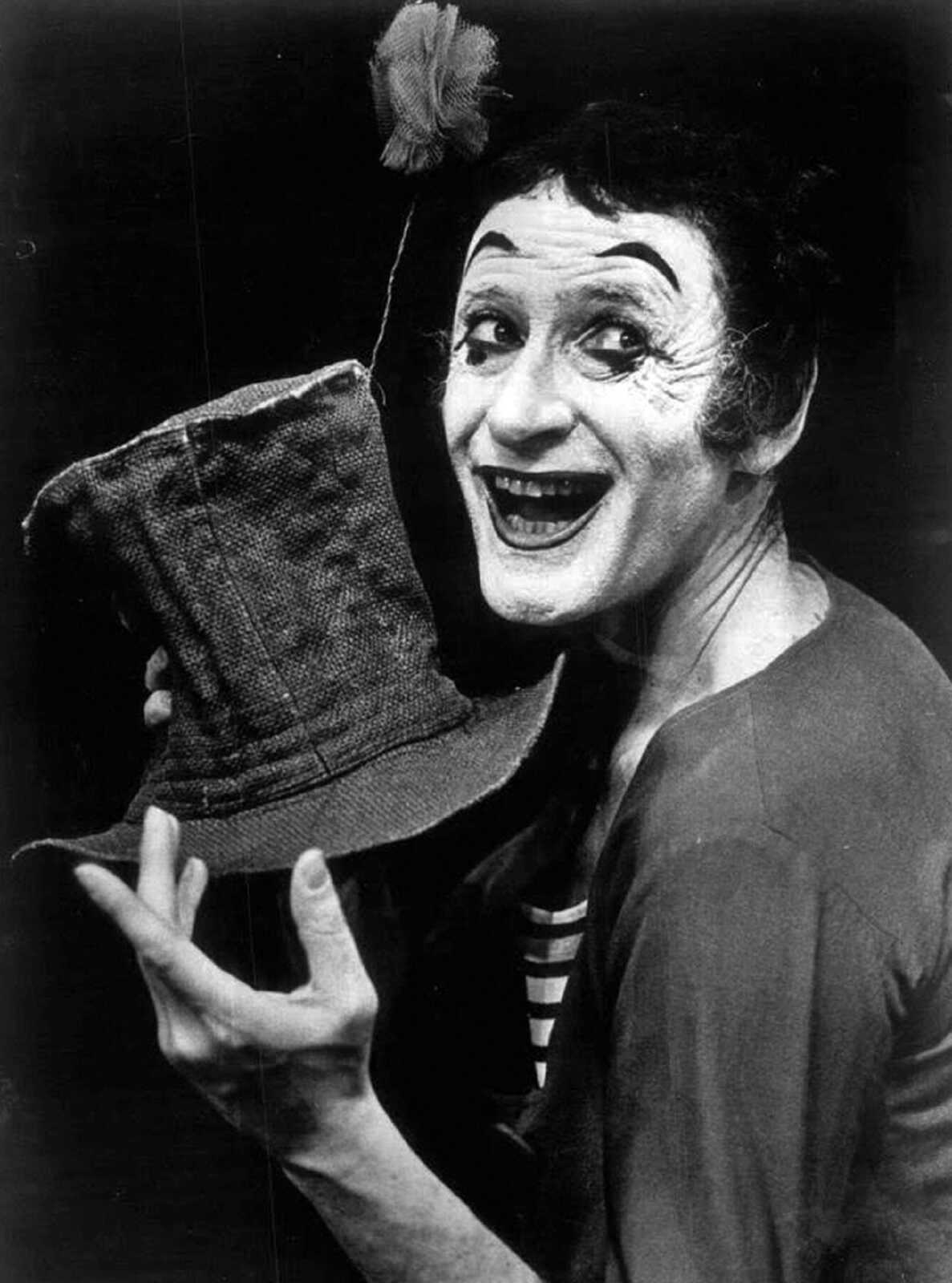 Marcel Marceau Wallpapers (11 images) - WallpaperCat