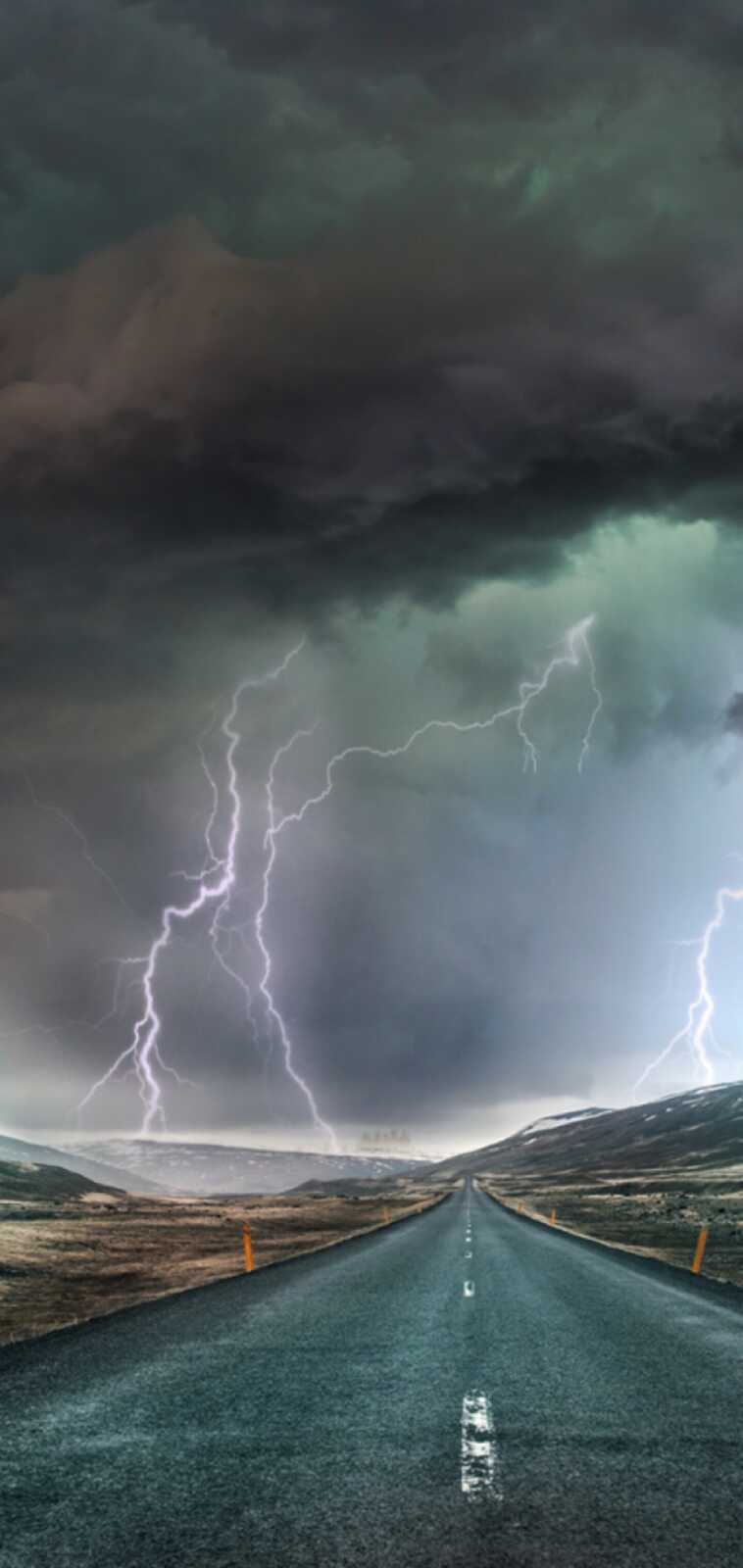 Thunder Wallpapers (87 images) - WallpaperCat