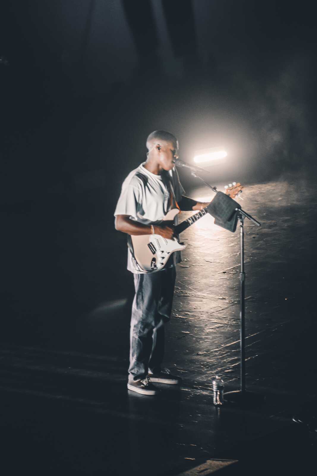 Daniel Caesar Wallpapers (13 images) - WallpaperCat