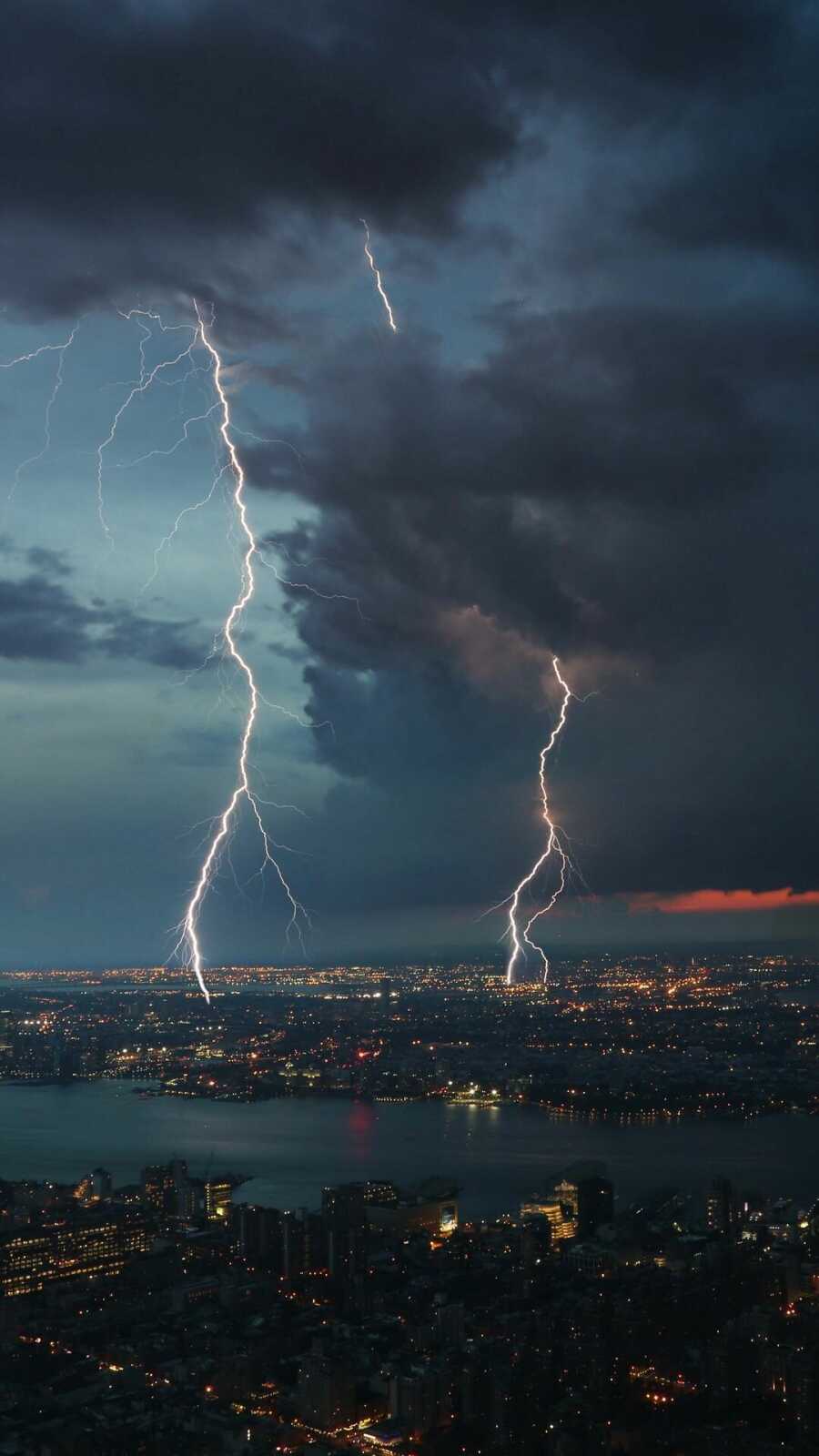 Thunder Wallpapers (87 images) - WallpaperCat