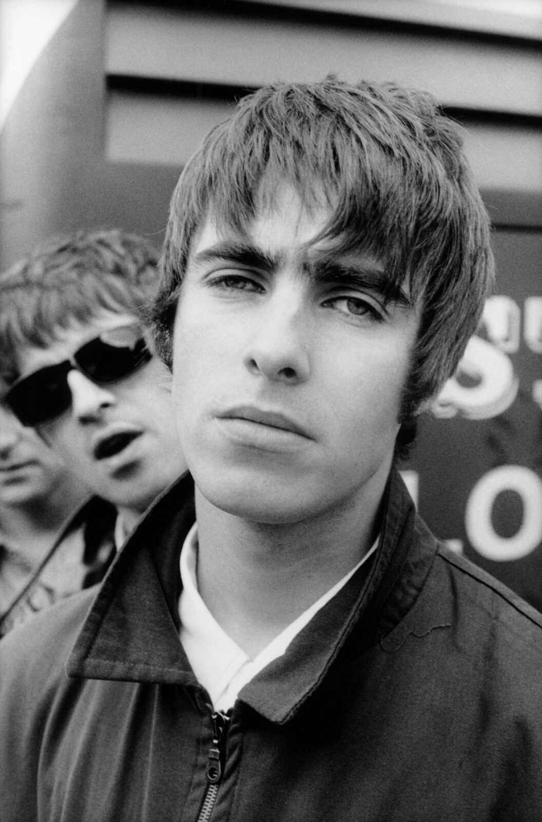 Oasis (Band) Wallpapers (25 images) - WallpaperCat