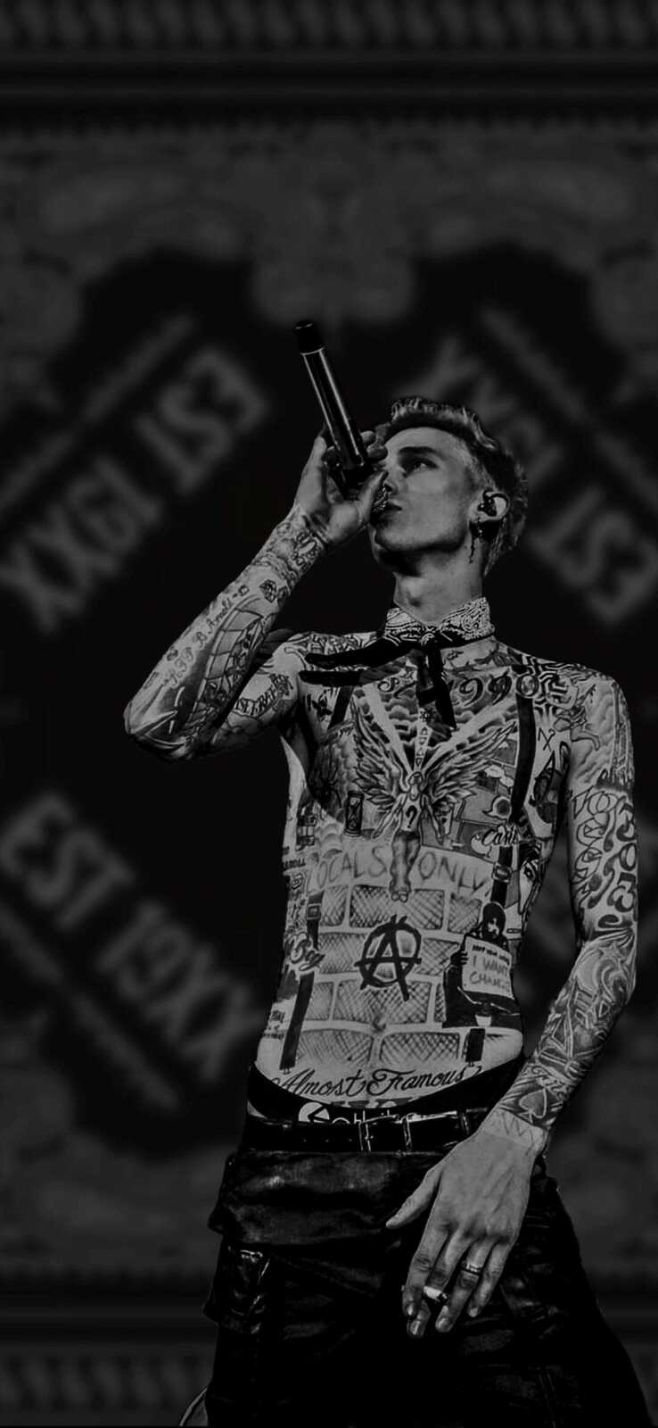 Machine Gun Kelly Wallpapers (34 images) - WallpaperCat