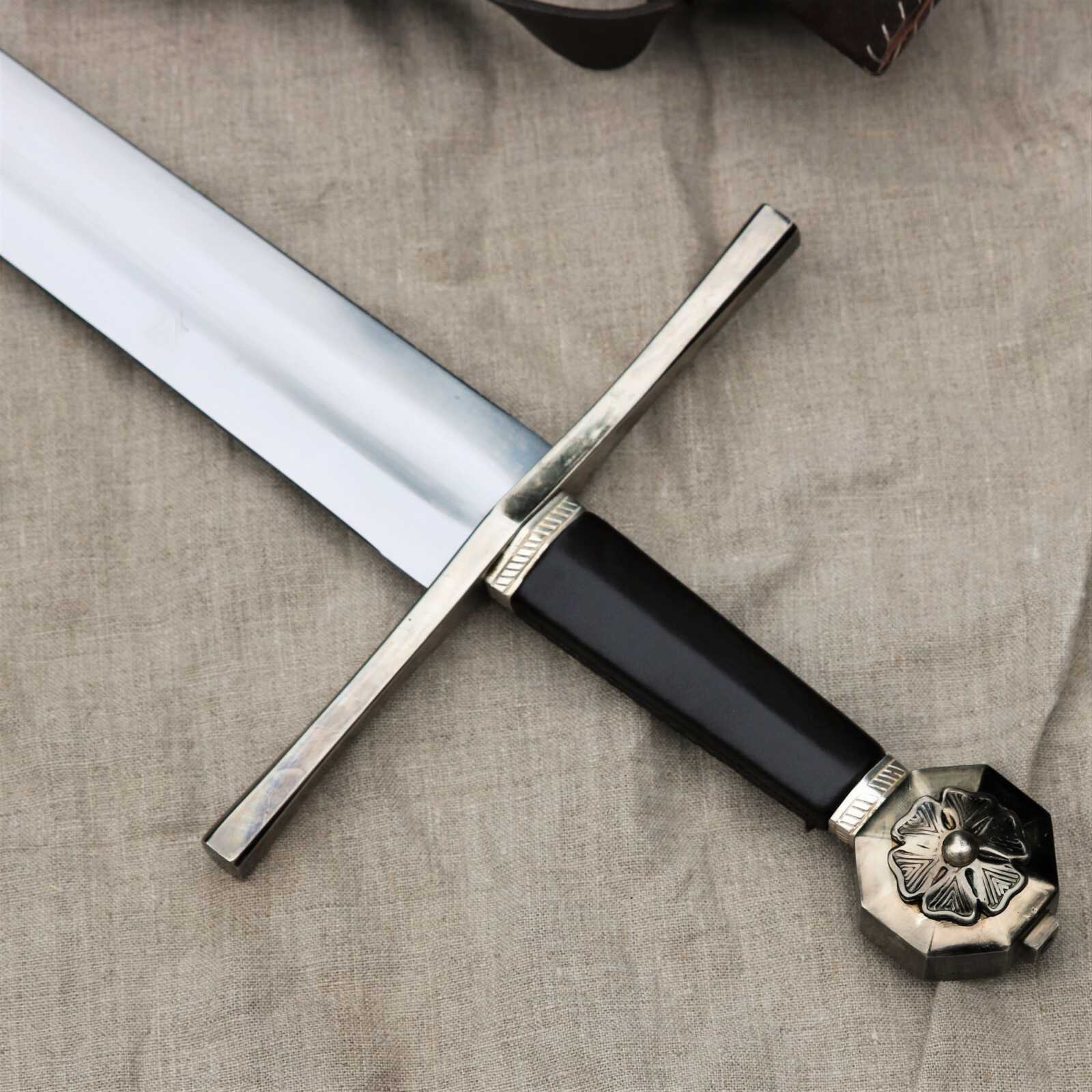 Knight Sword Wallpapers (26 images) - WallpaperCat