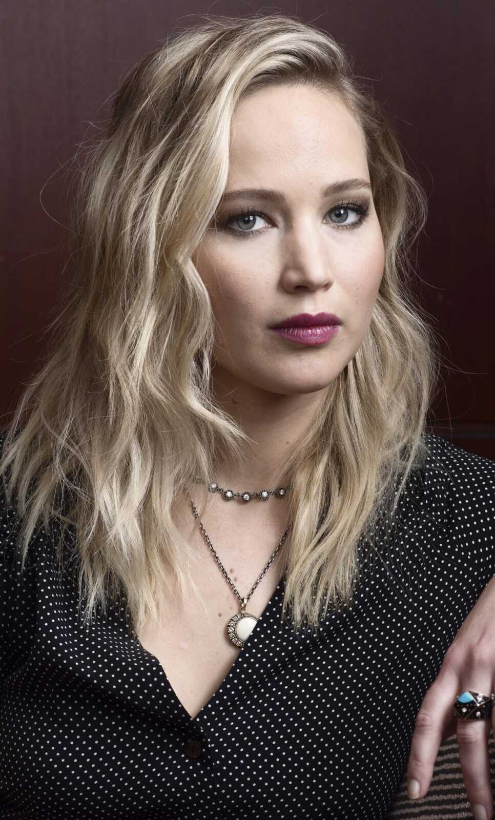 Jennifer Lawrence Wallpapers (38 images) - WallpaperCat