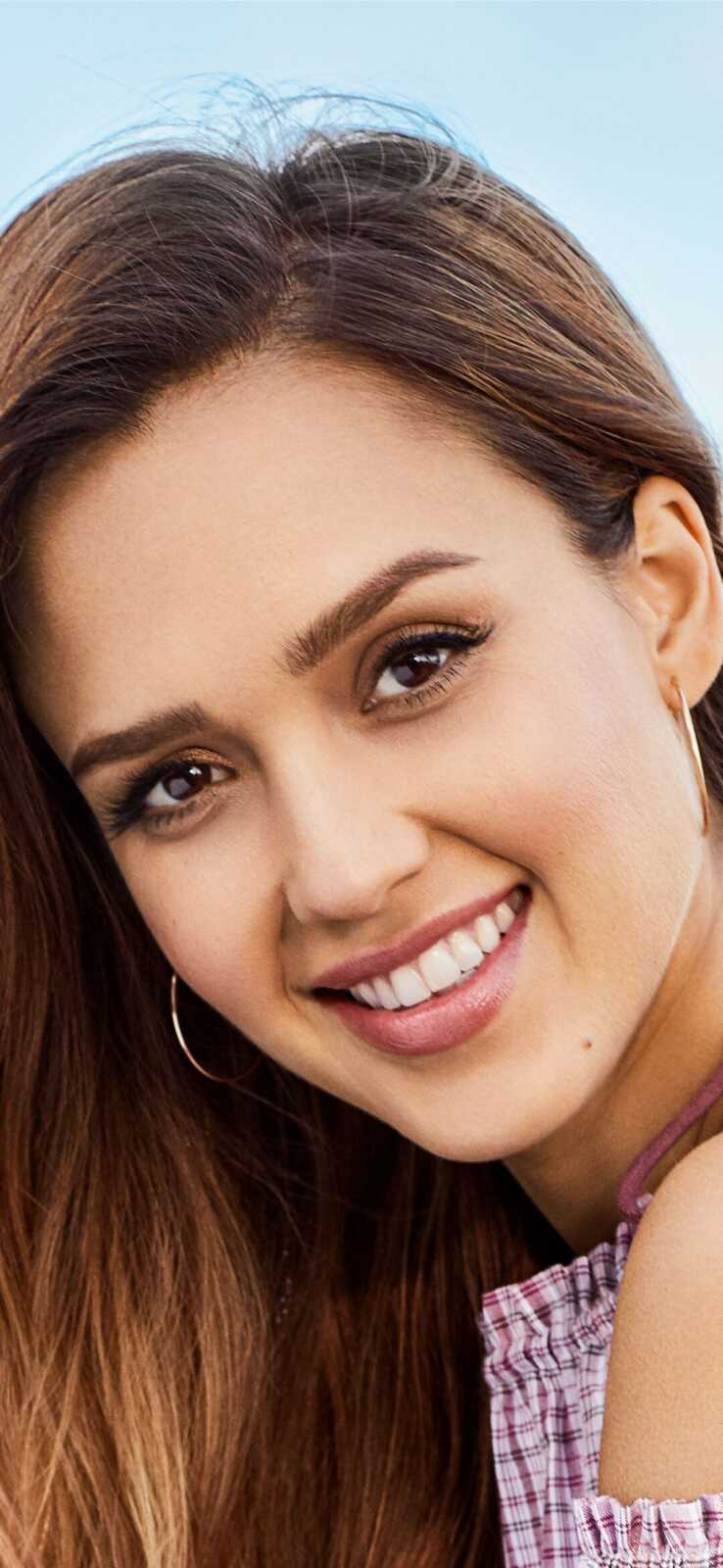 Jessica Alba Wallpapers (33 images) - WallpaperCat