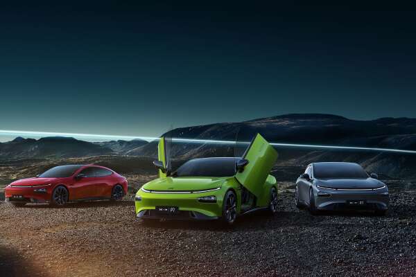 XPeng P5 sedan Wallpapers (32 images) - WallpaperCat