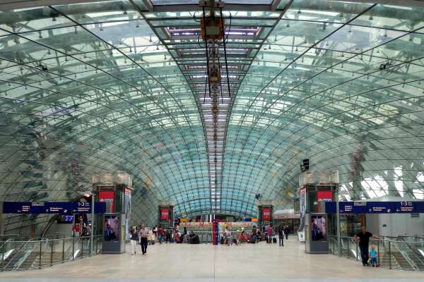 London Heathrow Airport Wallpapers (18 images) - WallpaperCat