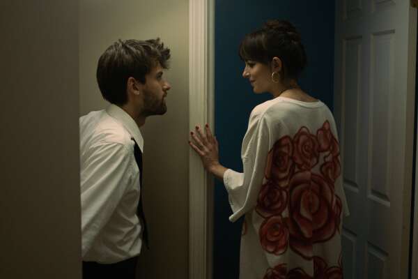 The Valet (2022 Movie) Wallpapers (11 images) - WallpaperCat